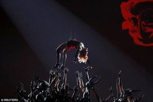 DEVIL WORSHIPING AT THE GRAMMYS – JamaicanmateyangroupiePinkwall