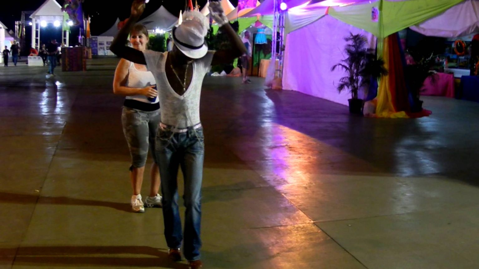 SAUCY POW ARRESTED FOR HARASSMENT – JamaicanmateyangroupiePinkwall